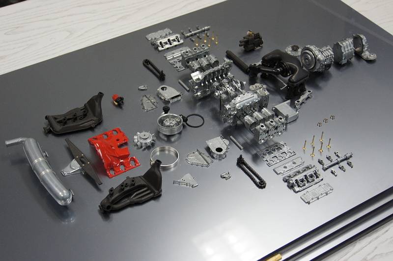 Carrera MFI 2.7: Working 911/83 Scale Model