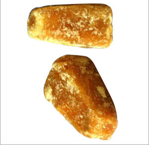 Jaggery Benefits In Urdu Gur Ke Faide In Hindi Gud Ke Nuksan Istemal ...