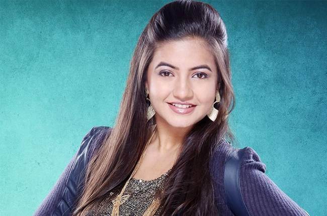 Meera Deosthale Biography, Age, Weight, Height, Friend, Like, Affairs ...