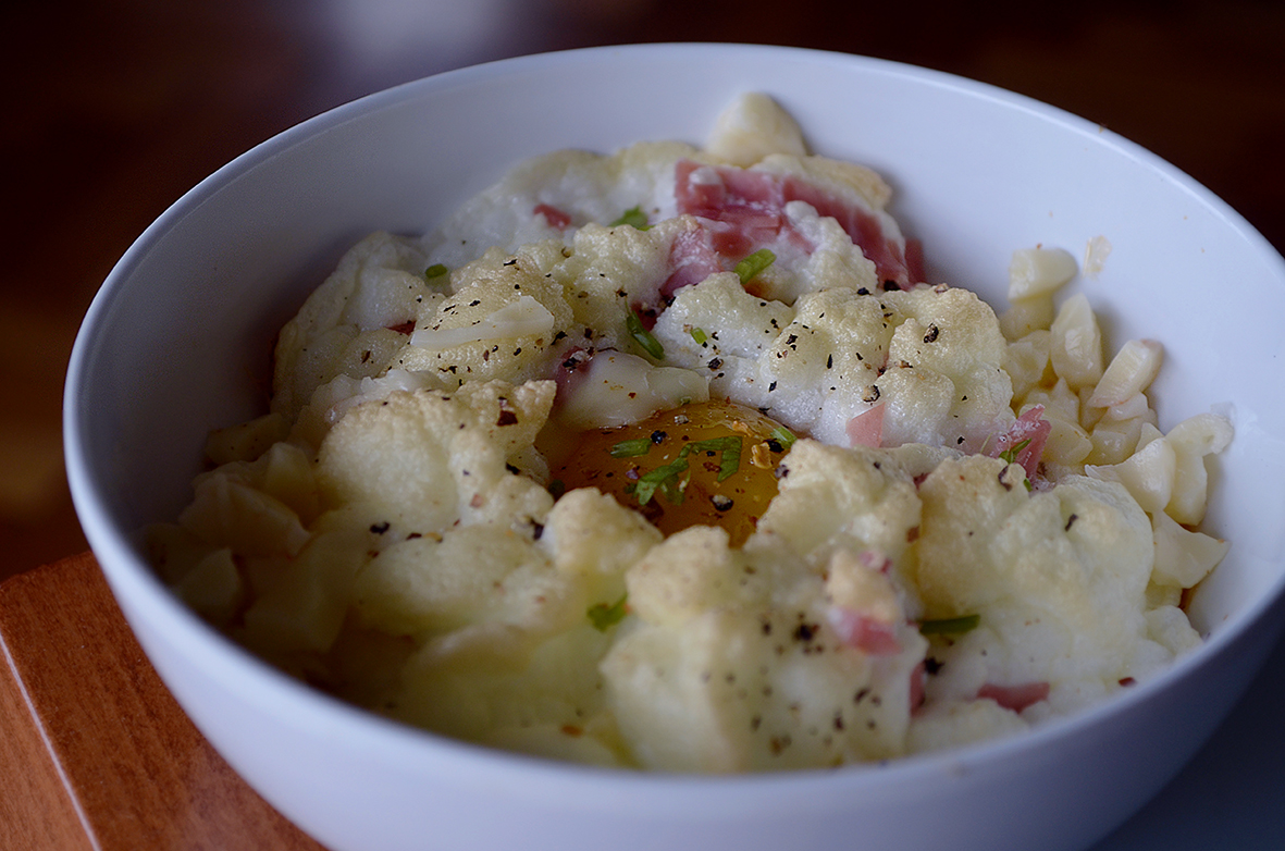 Cómo cocinar los famosos Huevos Nube. Receta saludable y fácil.
