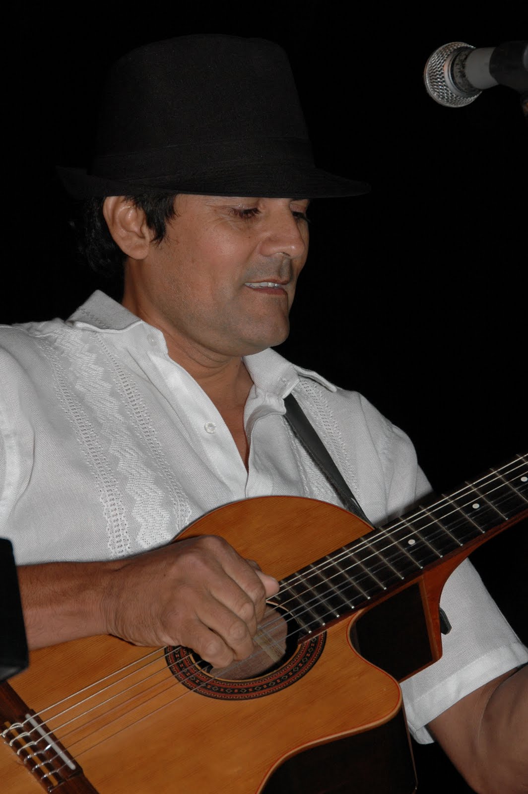 SINCOPADO Folclore: RAMON CHAVEZ