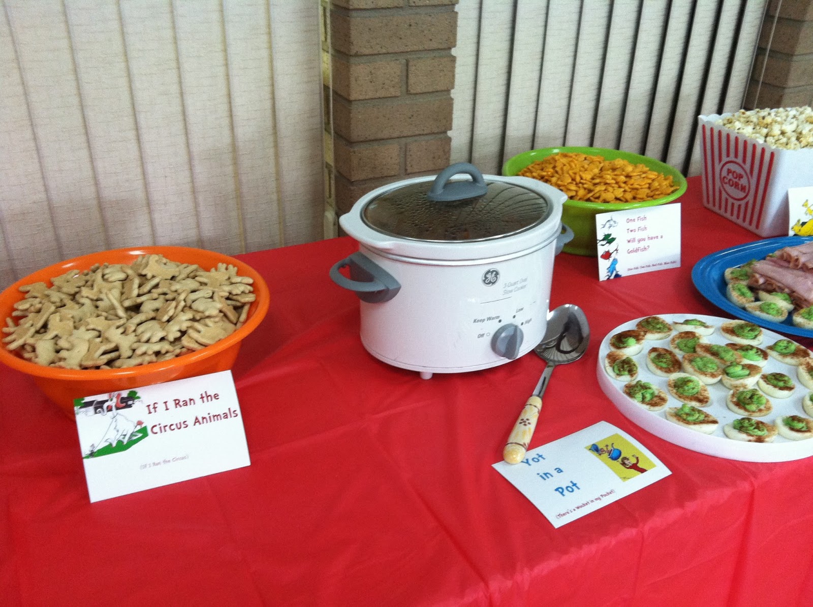 One Year Old: A Dr Seuss Birthday - The Jet-Setting Mama