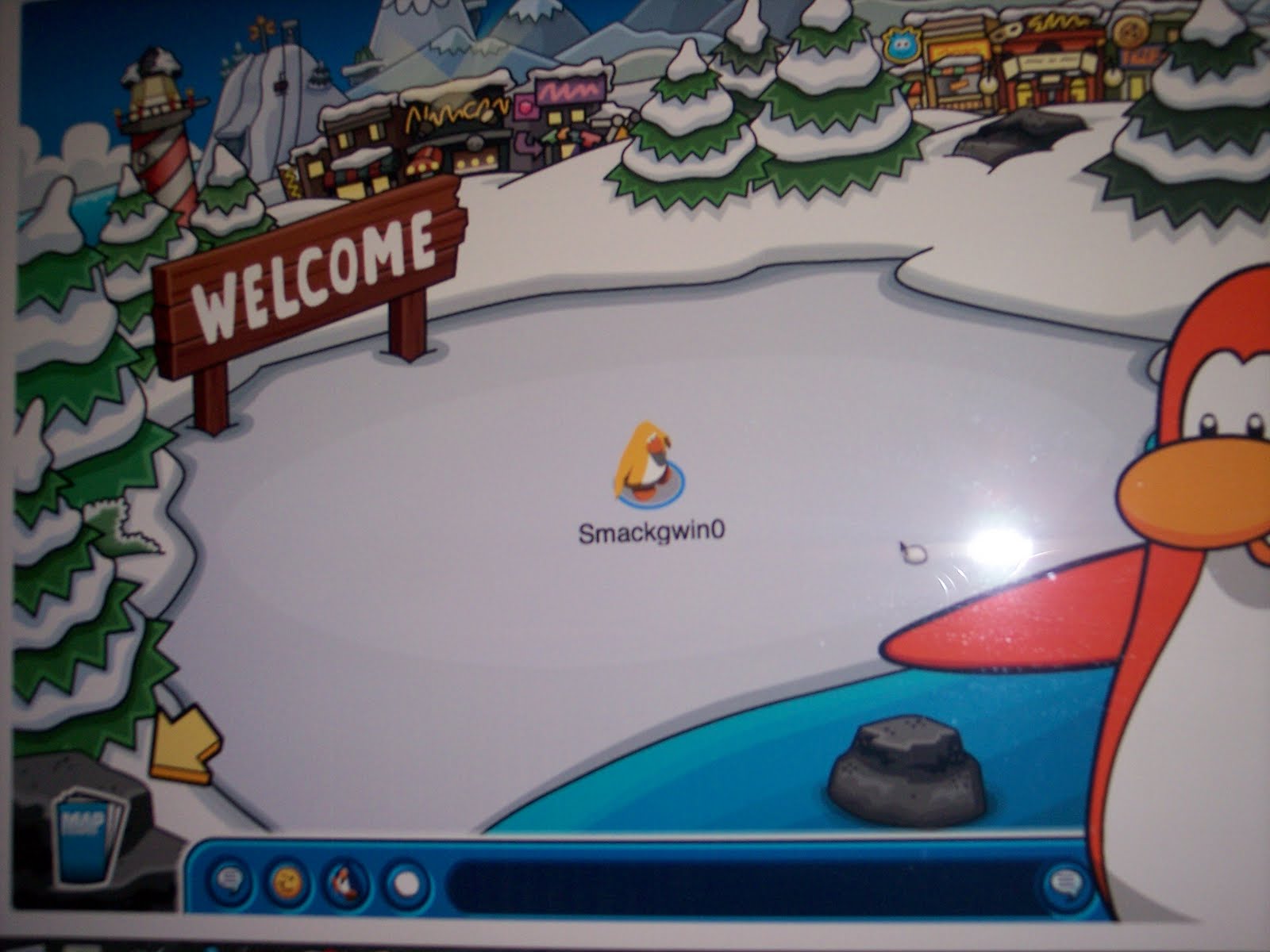 Smackgwin's Club Penguin Status: Walkthrough for new penguin tutorial!