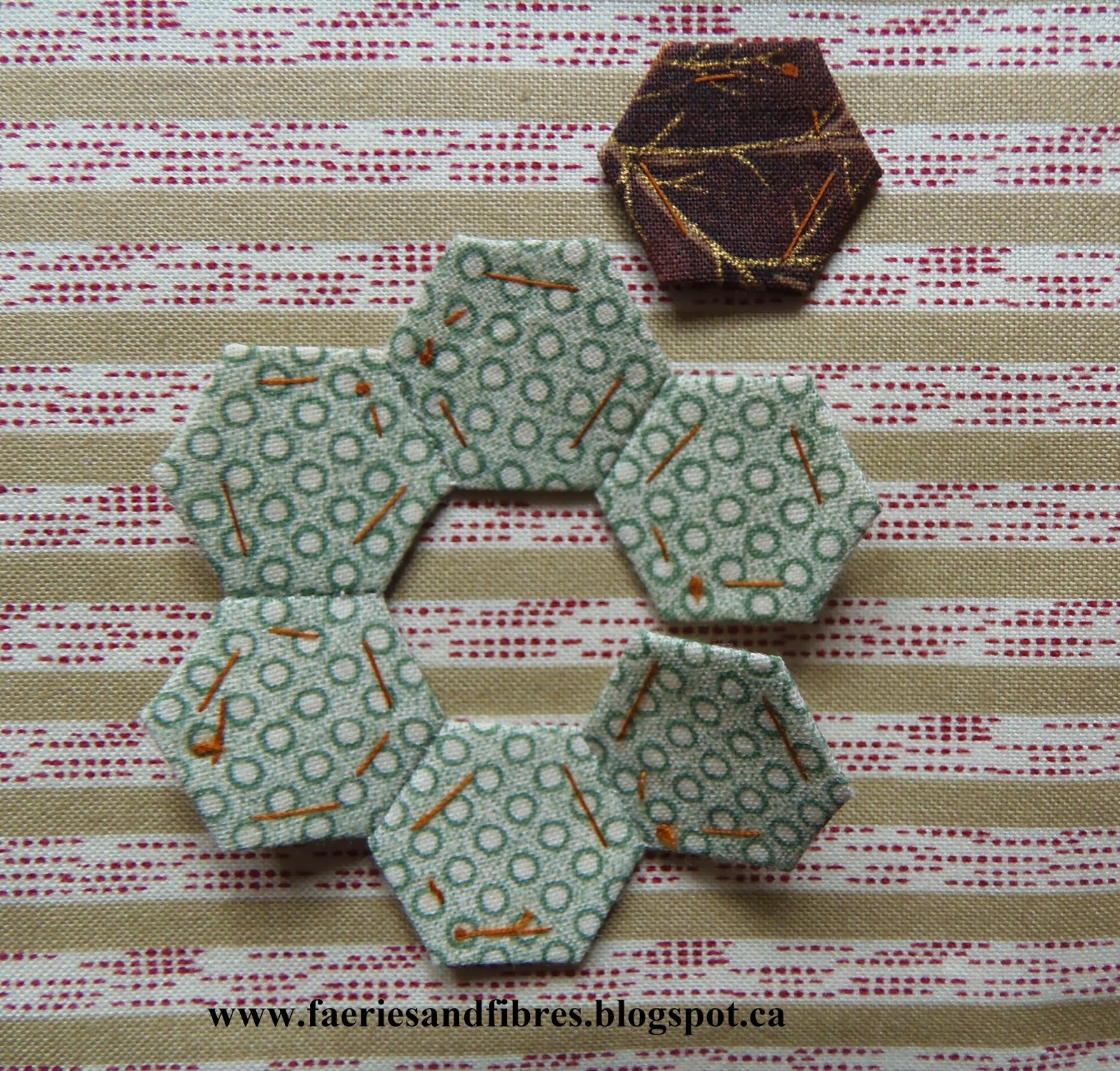 Faeries and Fibres: Sewing a hexagon flower video