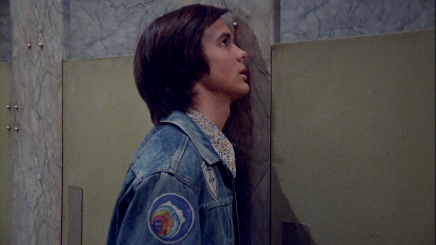 Somebody Stole My Thunder: Student bodies - Angie Dickinson makes an ...