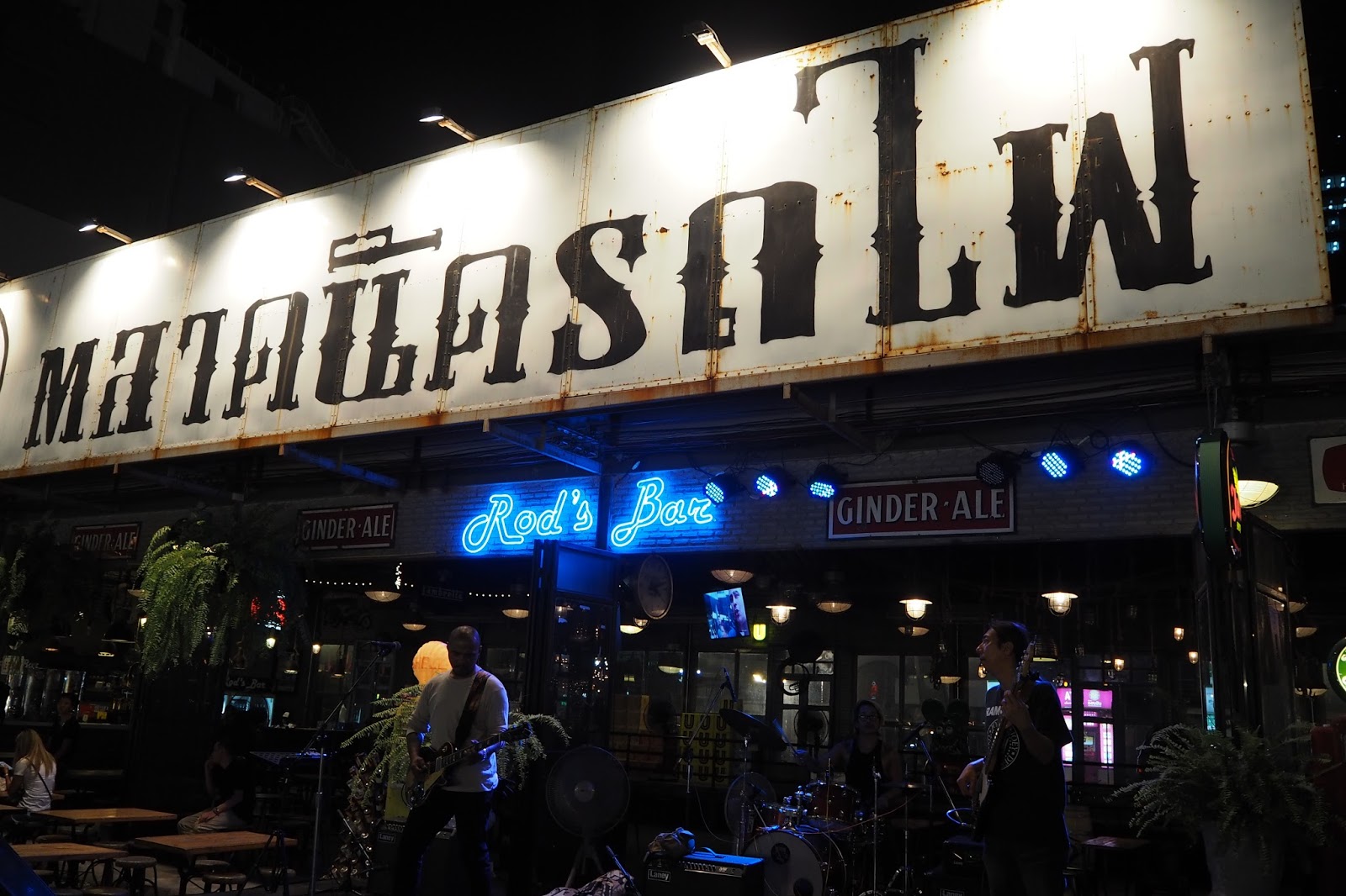 Kee Hua Chee Live!: TALAD ROT FAI TRAIN NIGHT MARKET IS NEW NIGHT ...