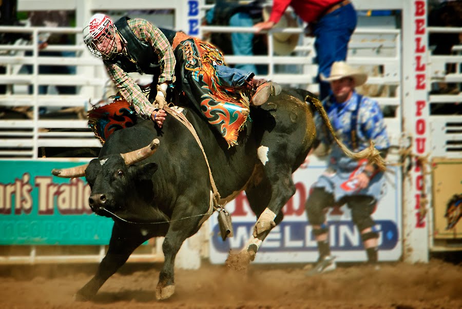 Dakotagraph: Rodeo action coming up
