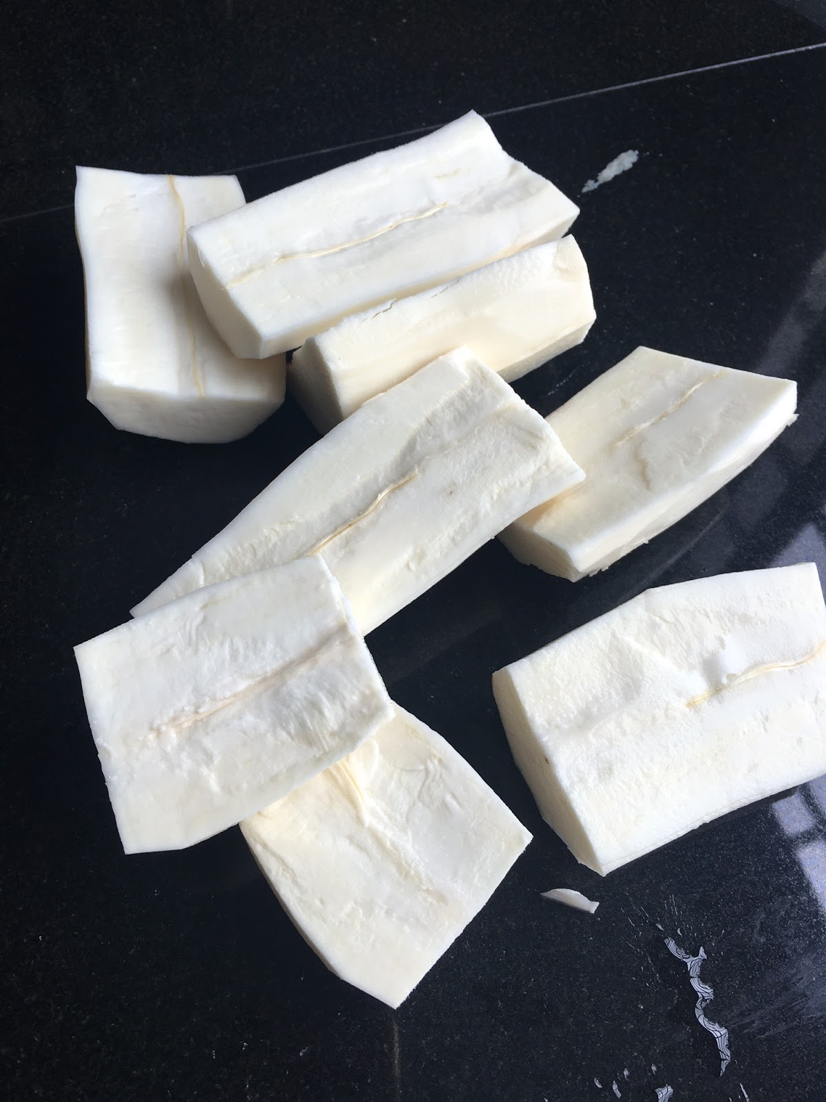 Thai Tapioca dessert with Coconut Milk - Linda's Cravings