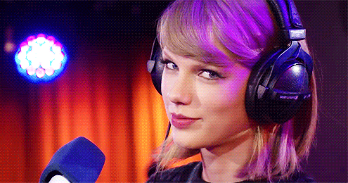 Representation of a Taylor Swift gif.