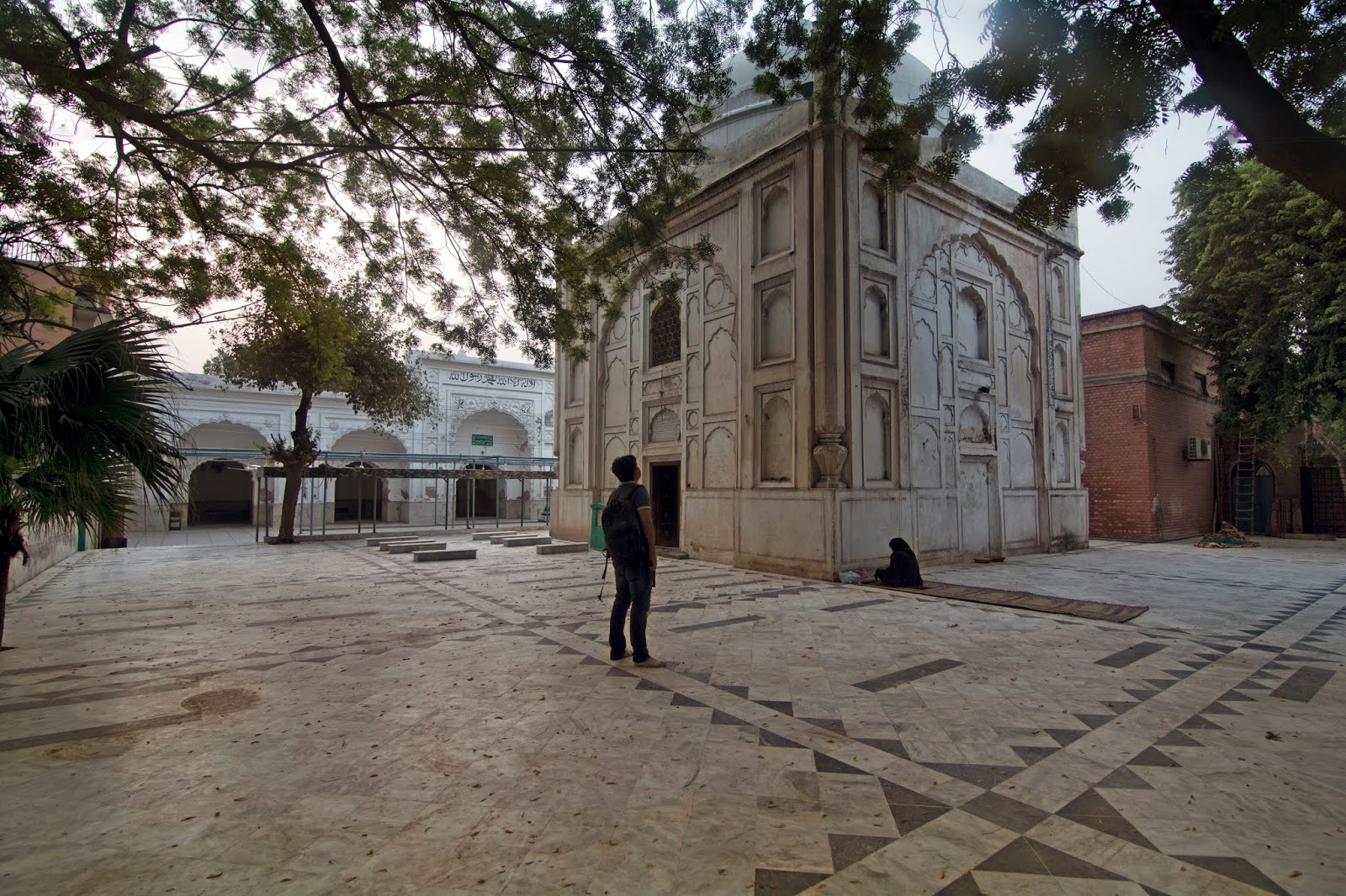 Ali Usman Baig : Shrine of Shah Chiragh and seeking "HOPE"
