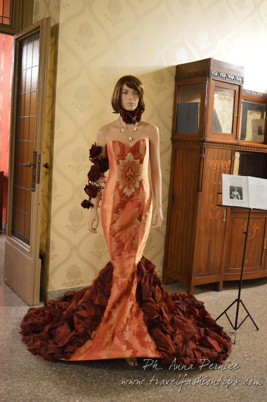 Mfw: Milano ricorda Rosa Genoni, la stilista che ha inventato il made ...