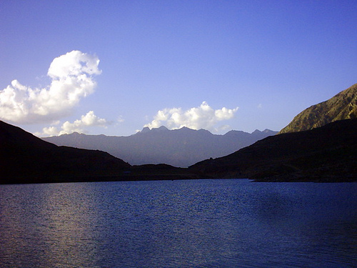 Place To Visit In Pakistan: Dodi Patsar Lake