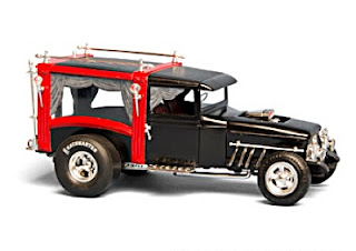 IN STORES NOW - HOT-ROD ‘DARK SHADOWS’ VAMPIRE VAN FROM ROUND 2 ~ Megamag 2