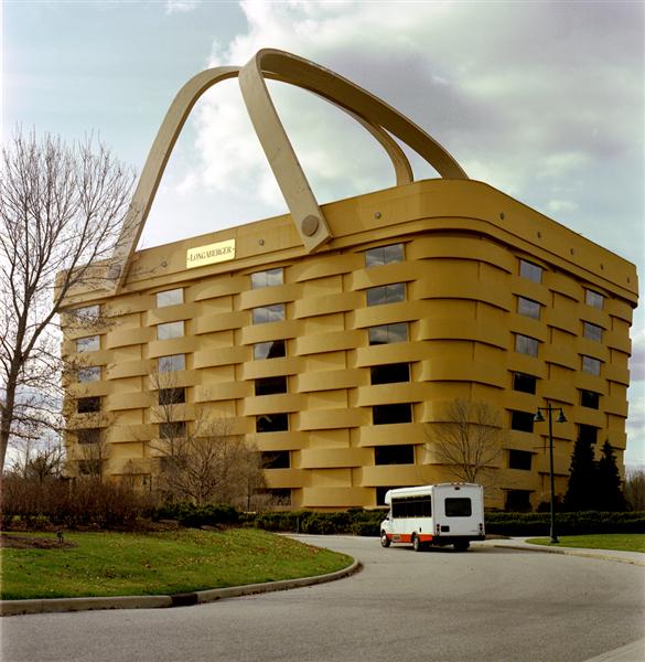 PicturesPool: Weird Building Designs