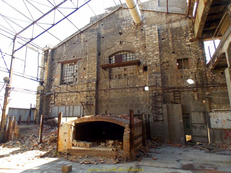 Homo Universalis: ΕΡΓΟΣΤΑΣΙΟ ΛΙΠΑΣΜΑΤΩΝ ΔΡΑΠΕΤΣΩΝΑΣ - ΦΩΤΟΓΡΑΦΙΚΟ ...