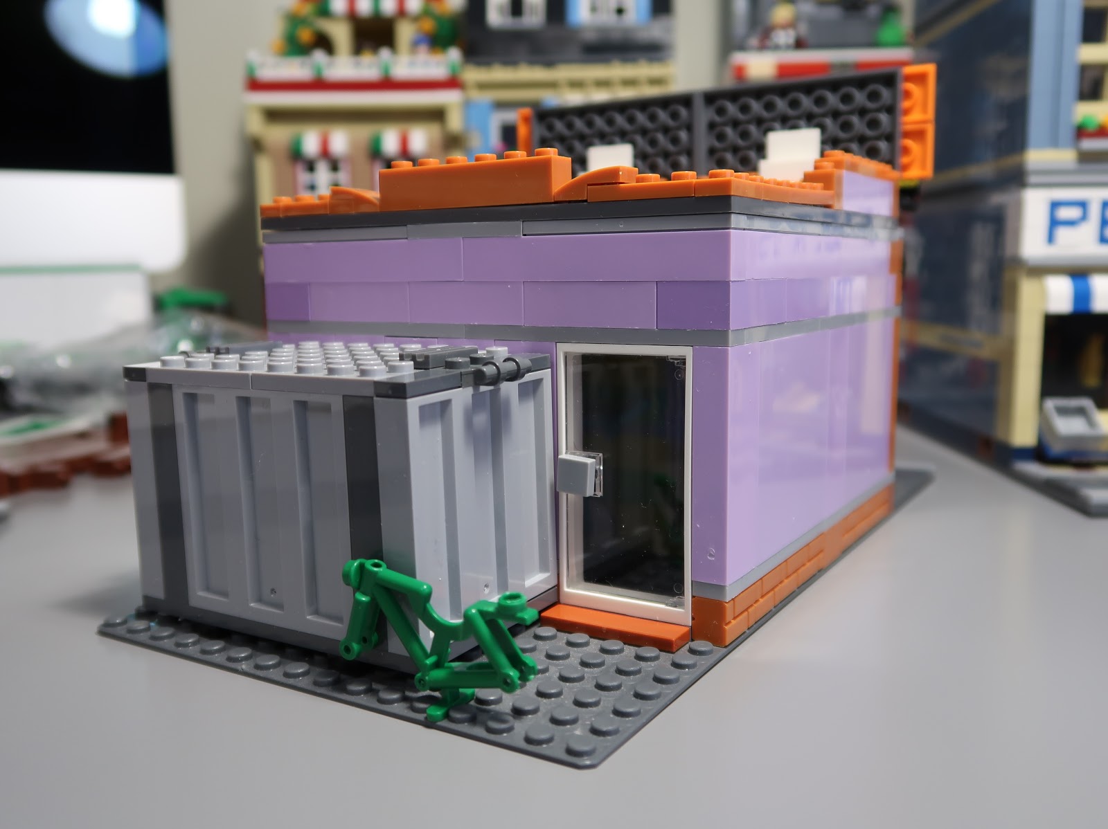 Bricks And Figures: Bike Shop MOC (Temporary Build)