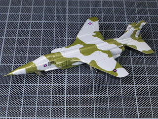 Yet another plastic modeller: Applying decals, using MicroSet and MicroSol