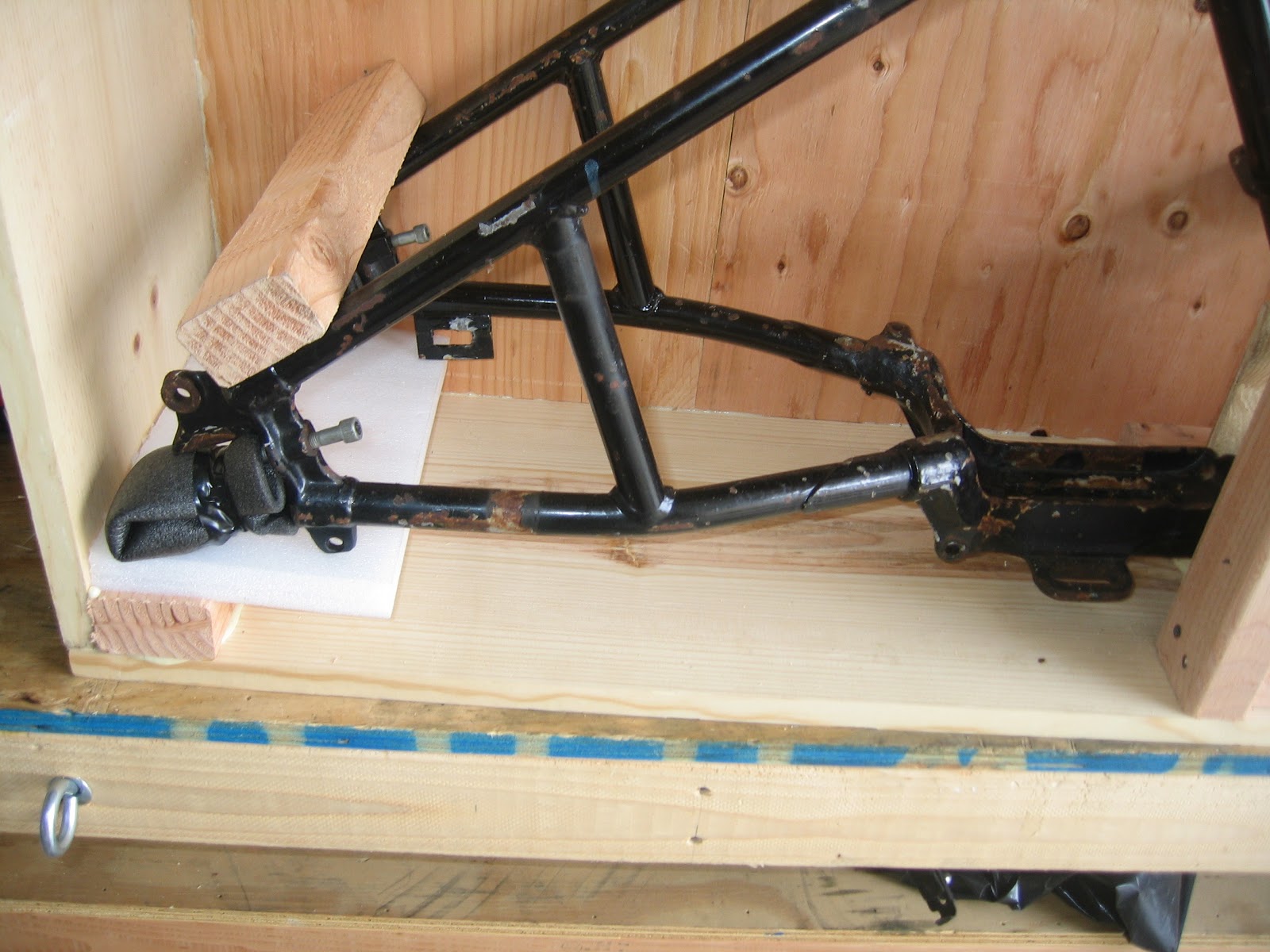 Musings Of A Motorcycle Aficionado........: WR Frame Going To The Land ...