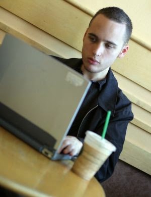Delitos Informaticos : Adrian Lamo – también conocido como el “hacker ...