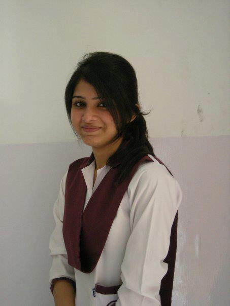 HOT: Pakistani School Girls, Cute Pakistani School Girls