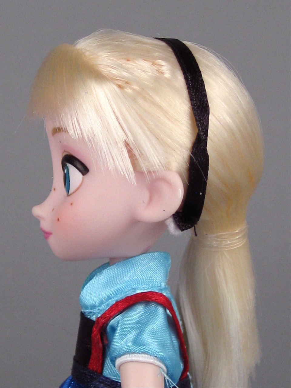 The Animators' Mini Elsa Playset from The Disney Store | The Toy Box ...