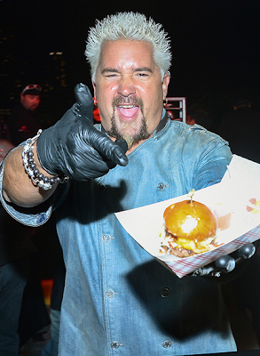 NEW YORK FOODIE .com : Guy Fieri Mac N Cheese Burger Recipe