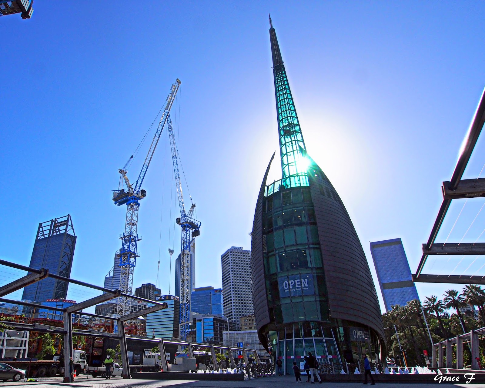 Perth Daily Photo : Tall things in the city..