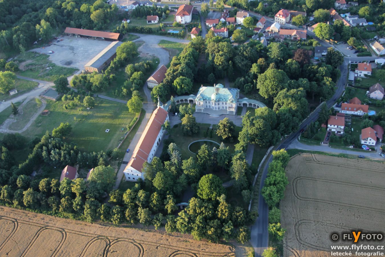 FLyFOTO letecká fotografie a video: Slapy