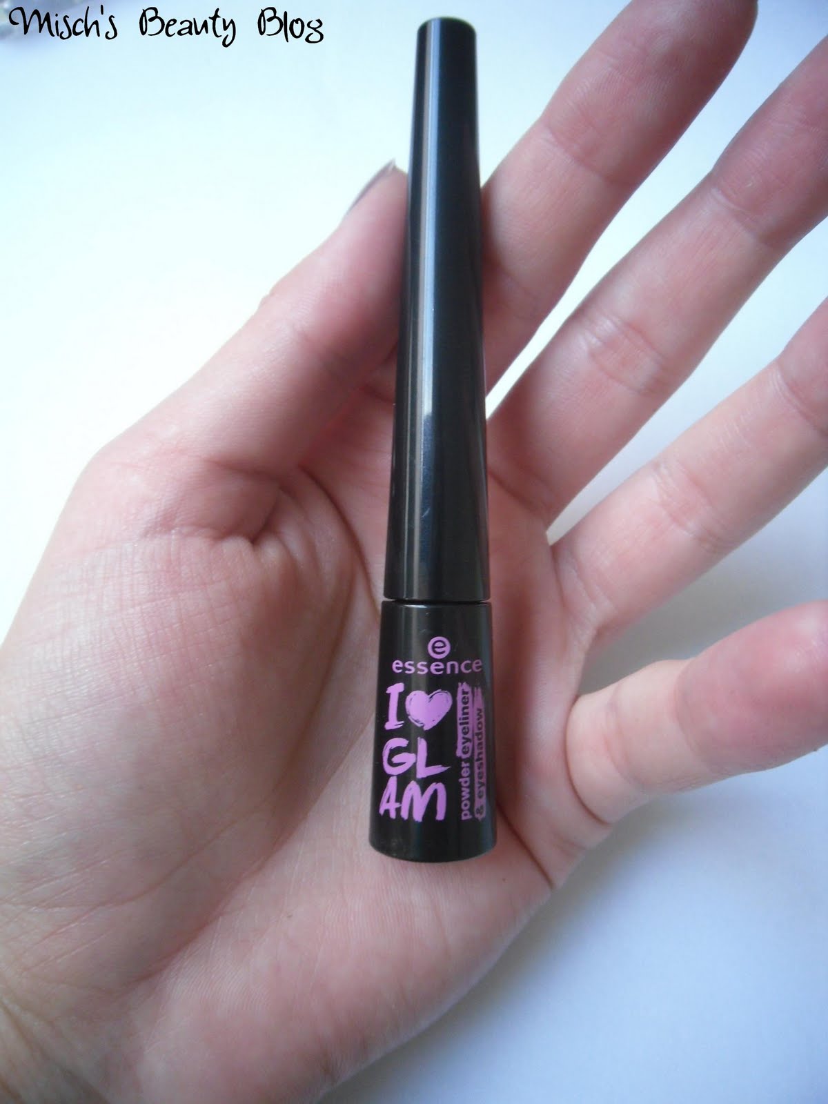 Misch's Beauty Blog: Review: Essence I Love Glam Powder Eyeliner and ...