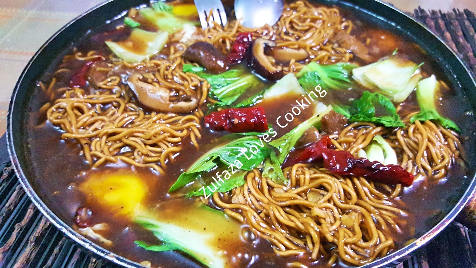 ZULFAZA LOVES COOKING: Sizzling Yee Mee