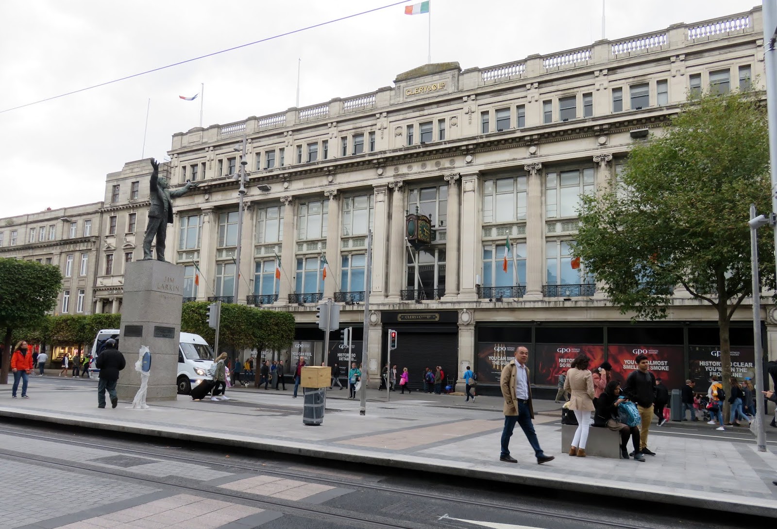 Big Daddy Dave: Downtown Dublin Ireland on a Saturday Night!