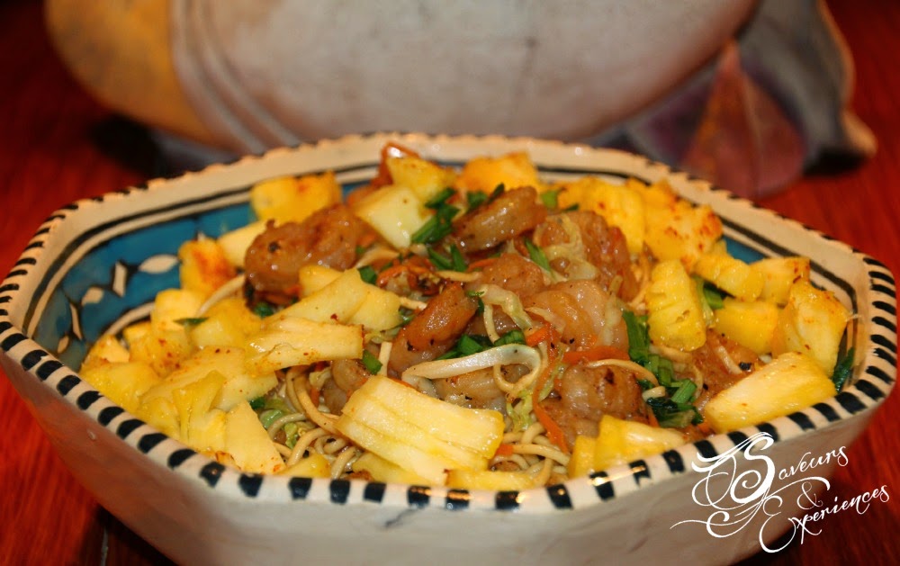 Saveurs et Expériences : Mines Frit Mauriciennes à l'Ananas