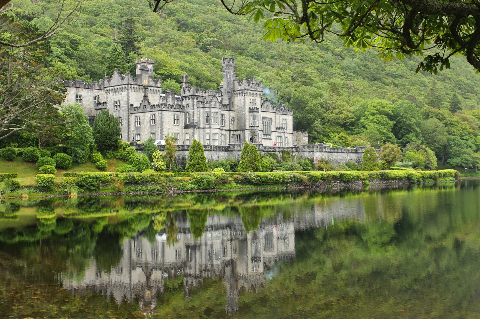 Arrows Sent Forth: Tips for Visiting Kylemore Abbey