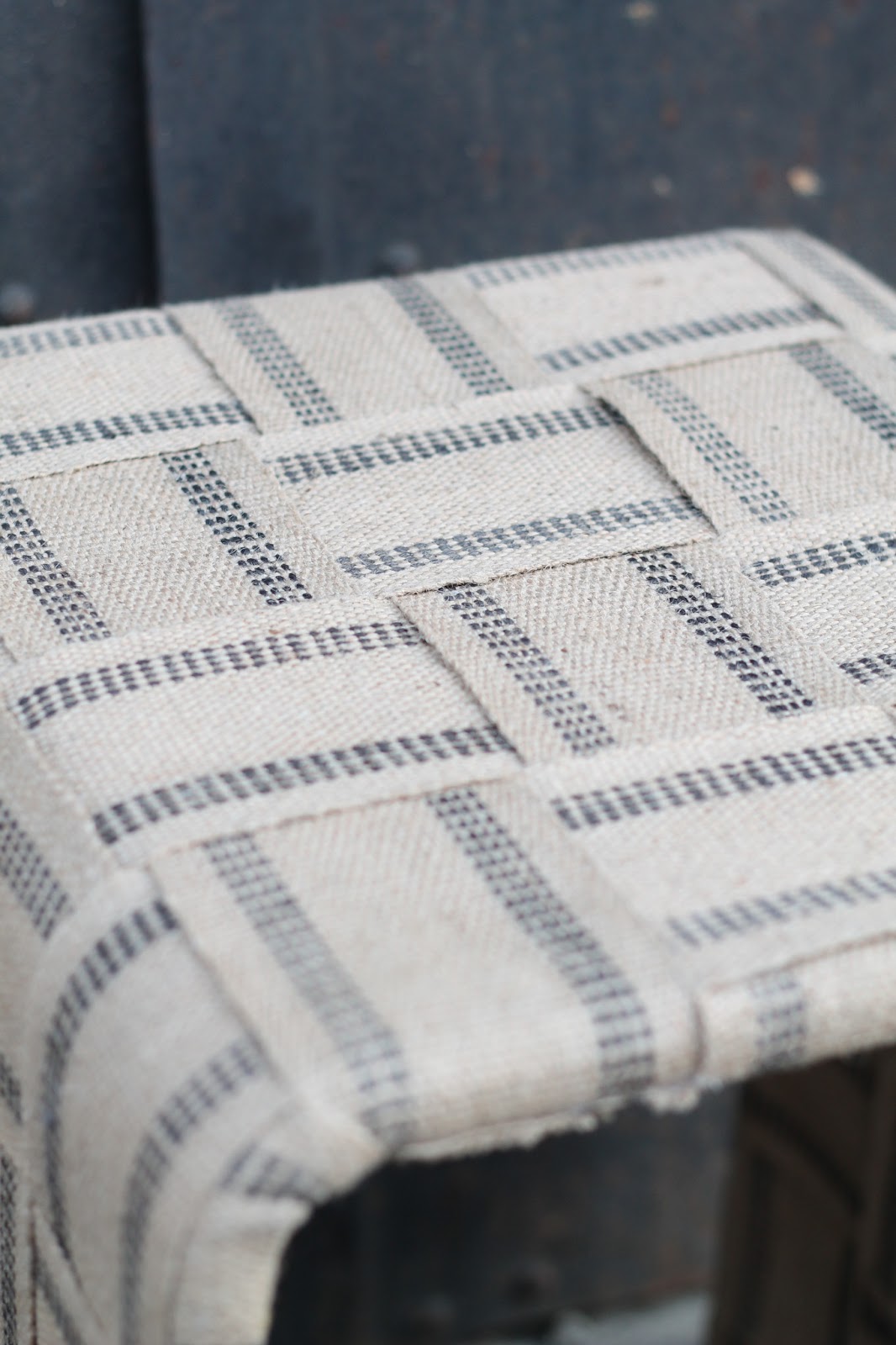 Walrus: Woven Jute Side Table/Stool