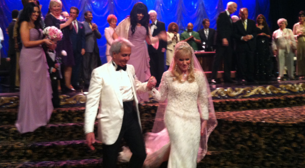 Benny Hinn Remarries Ex-Wife, Suzanne Harthern | Brimtime