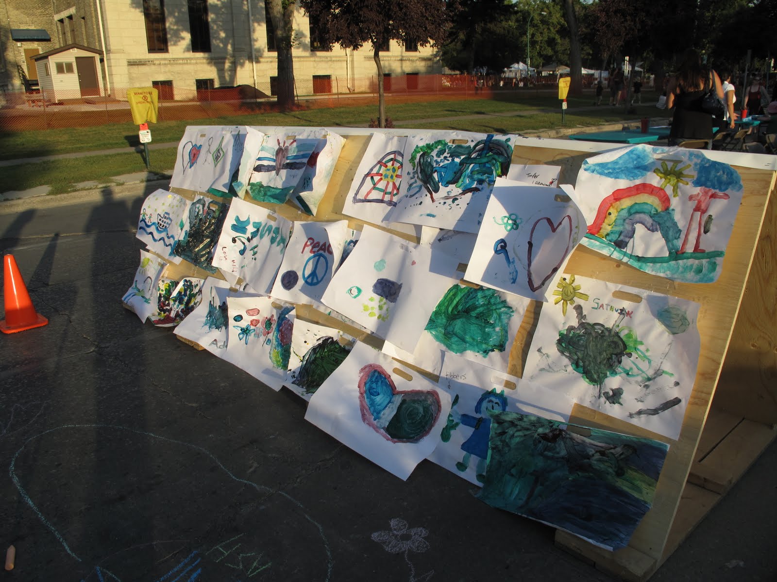 momstown Winnipeg: ManyFest - Downtown Winnipeg at Broadway