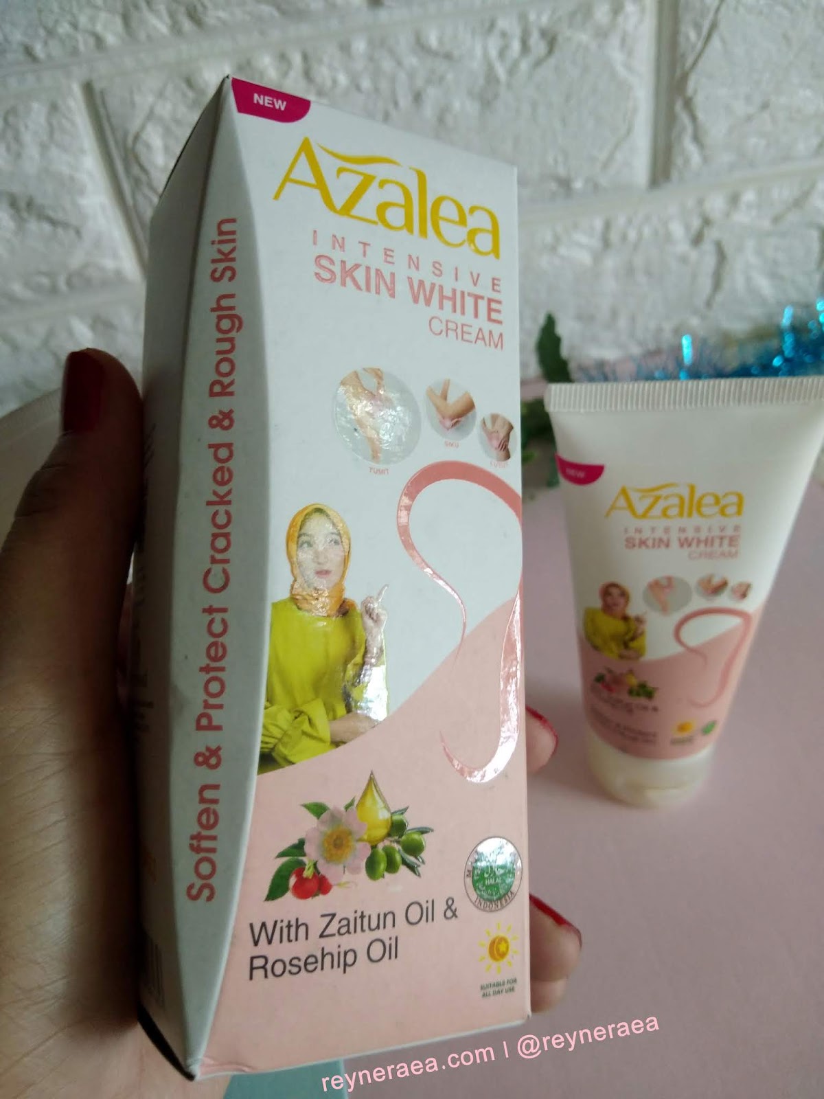 √Review Azalea Intensive Skin White Series