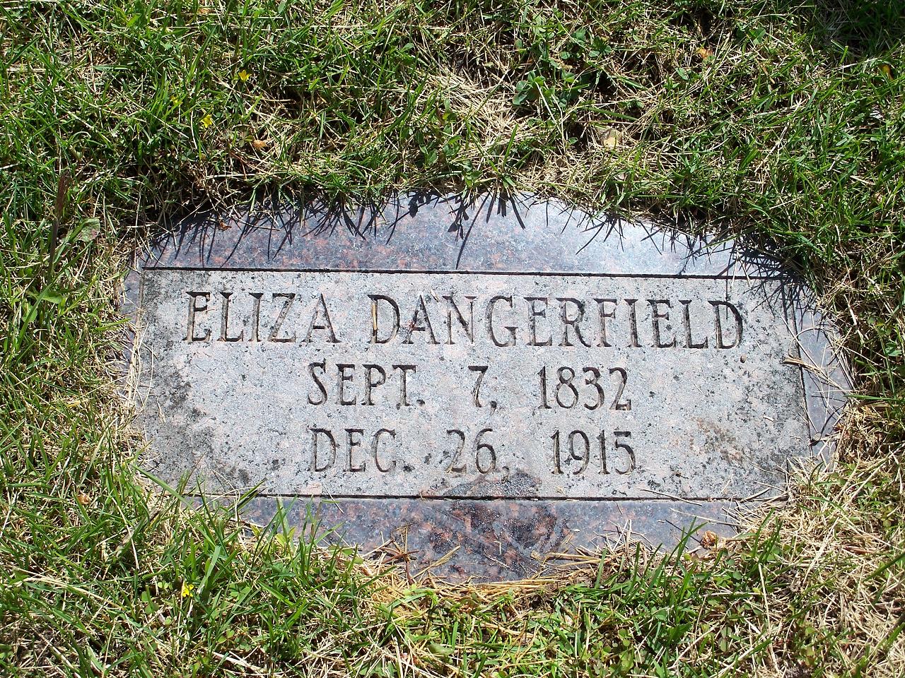 Thomas Dangerfield Descendants: Dangerfield Family Headstones