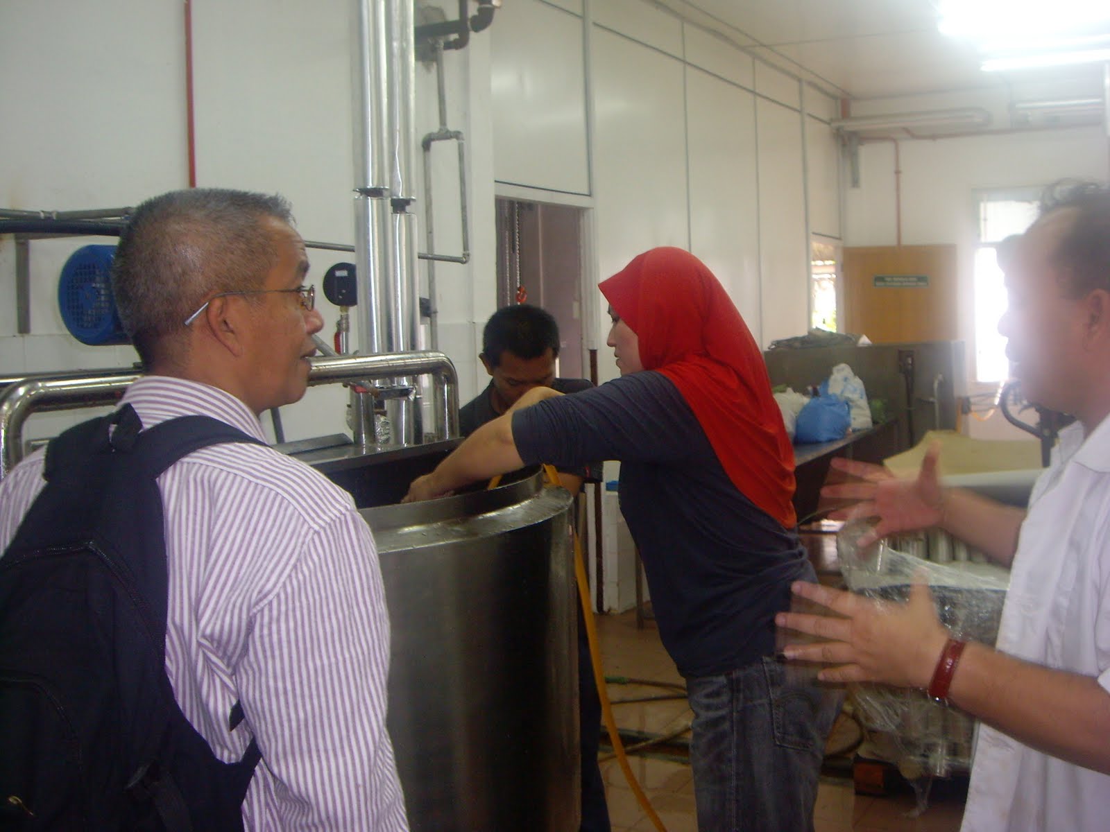 perunding makanan: Penambahbaikan Sistem Pemprosesan Kilang Pengetinan