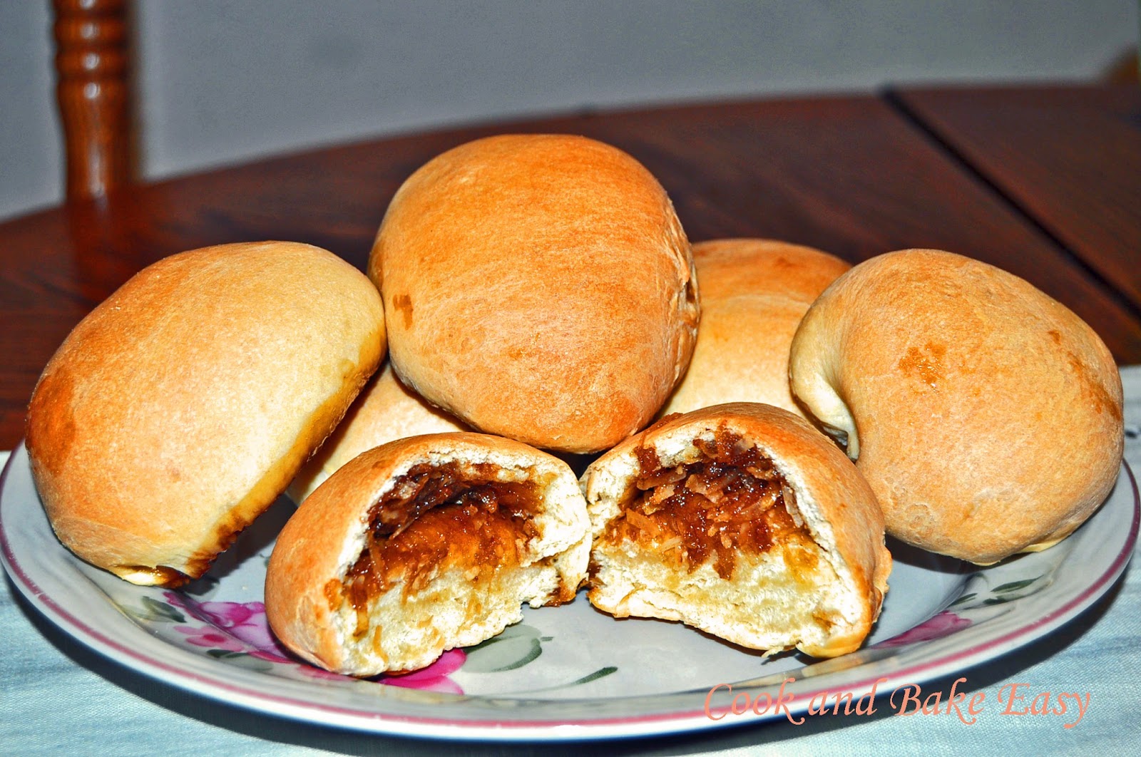 Cook and Bake Easy: Pan de Coco