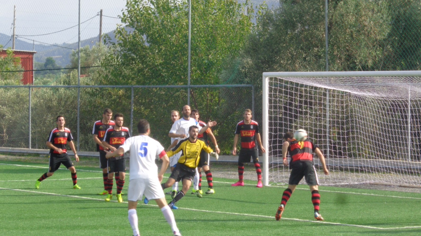 ΘΗΒΑ GR: τα Πρωταθληματα Ποδοσφαιρου της Βοιωτιας Σαββατο 18 κ Κυριακη ...