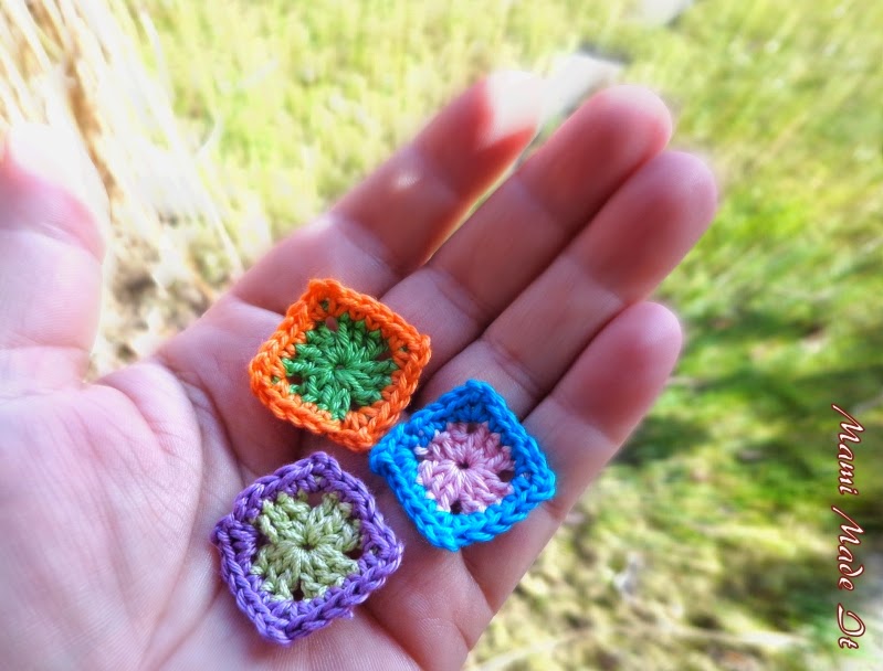 Mami Made It: Mini Granny Squares