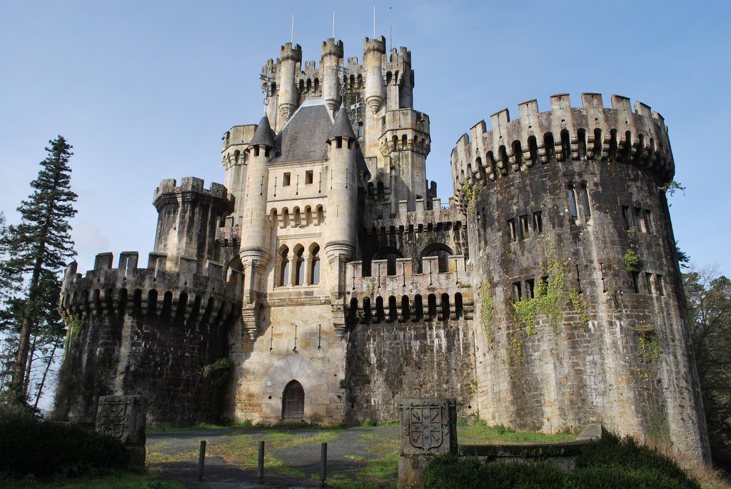 Los Viajes de Bevi, la Bellota Viajera: Castillo de Butrón, Vizcaya