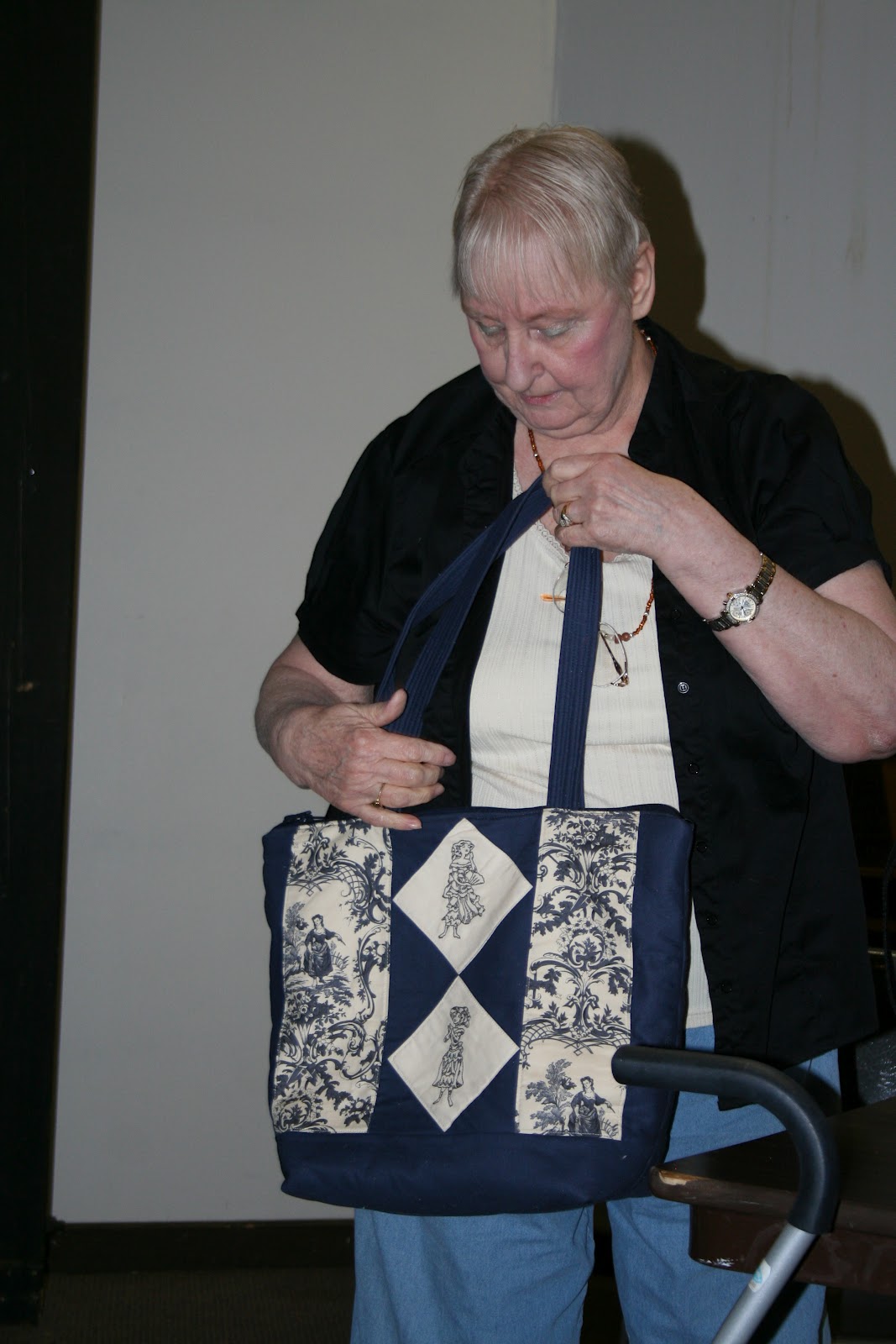 Anchorage Log Cabin Quilters, Inc.