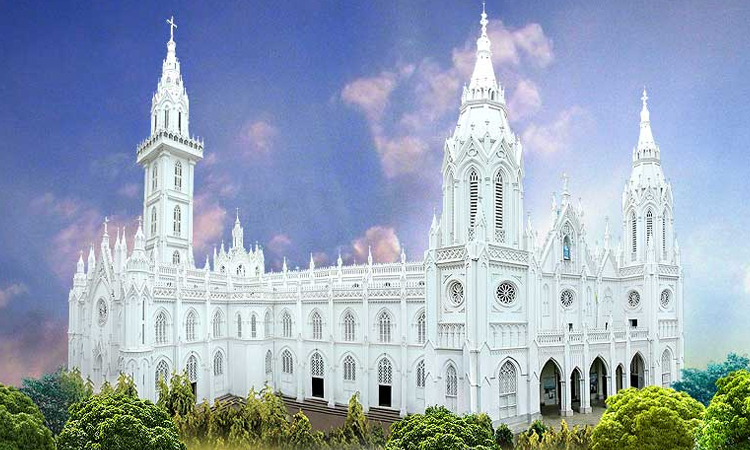 Aao Dekhe Duniya ki Khubsurti: Top 10 Most Popular Churches in Kerala