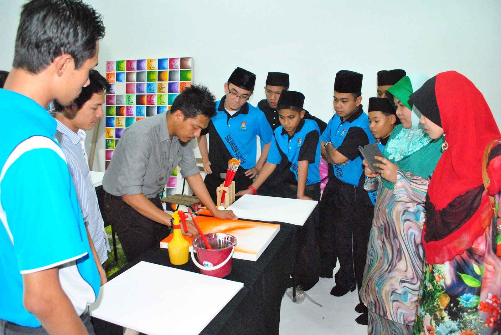 KELAB SENI KHAT SMKA SEGAMAT: KURSUS KHAT ATAS KANVAS