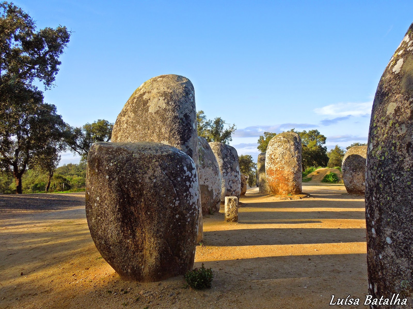 Viajar de Mochila às Costas: Cromeleque dos Almendres