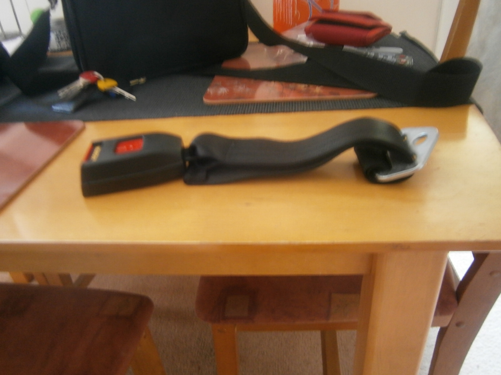 Lotus Excel Restoration: Installation of rear seatbelts Securon 200