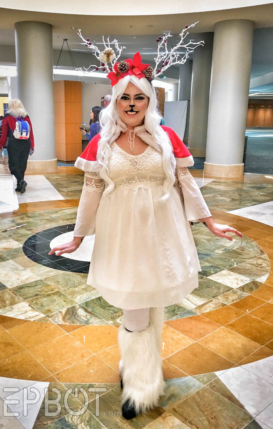 EPBOT: I Went To a Christmas-Themed Con... AND IT WAS AMAZING
