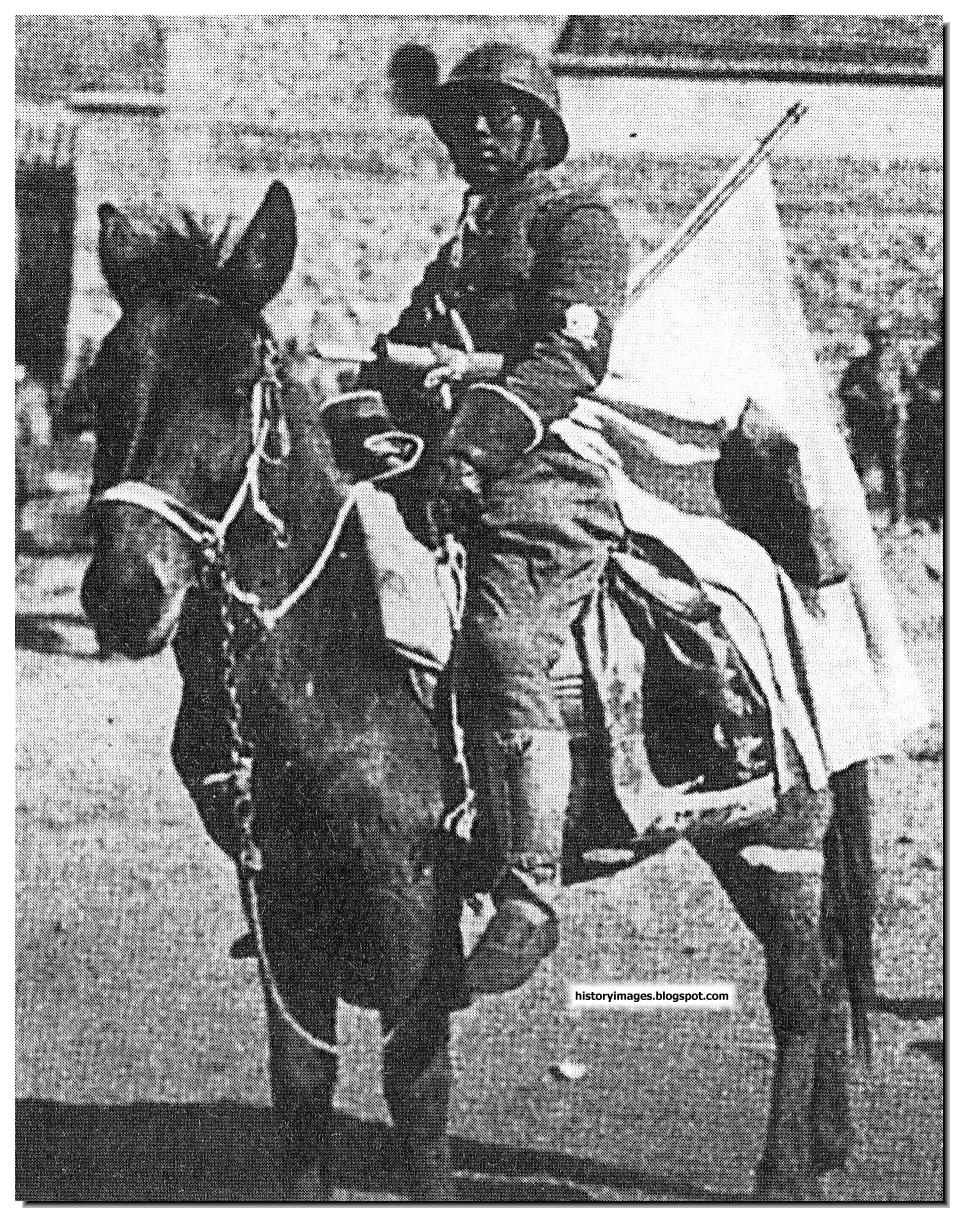 HISTORY IN IMAGES: Pictures Of War, History , WW2: Japanese Invasion Of ...